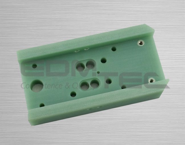 Vetronit Plate lower, 70 x 70 x 1 – Eroding accessories | EDM-TEC oHG